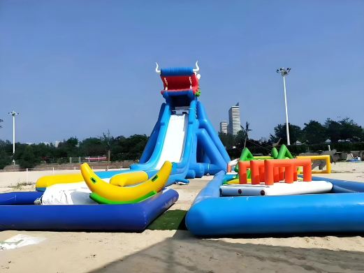 Dreamland Deep Pit Water World - Thrilling Water Attractions for All Ages